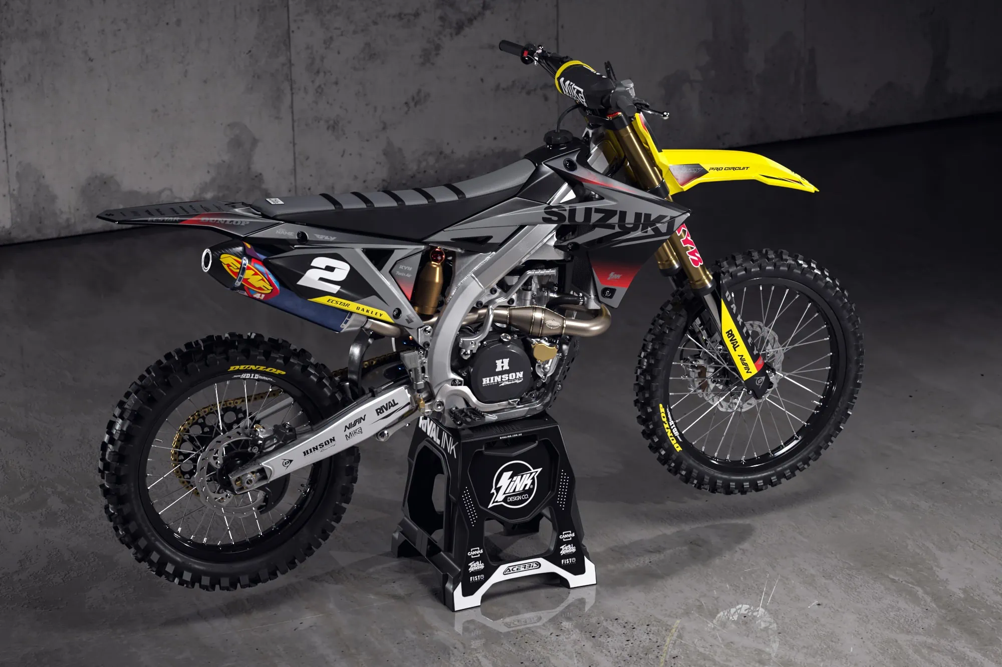 Suzuki Graphics Kits - Order Custom Suzuki Decals for Your Bike